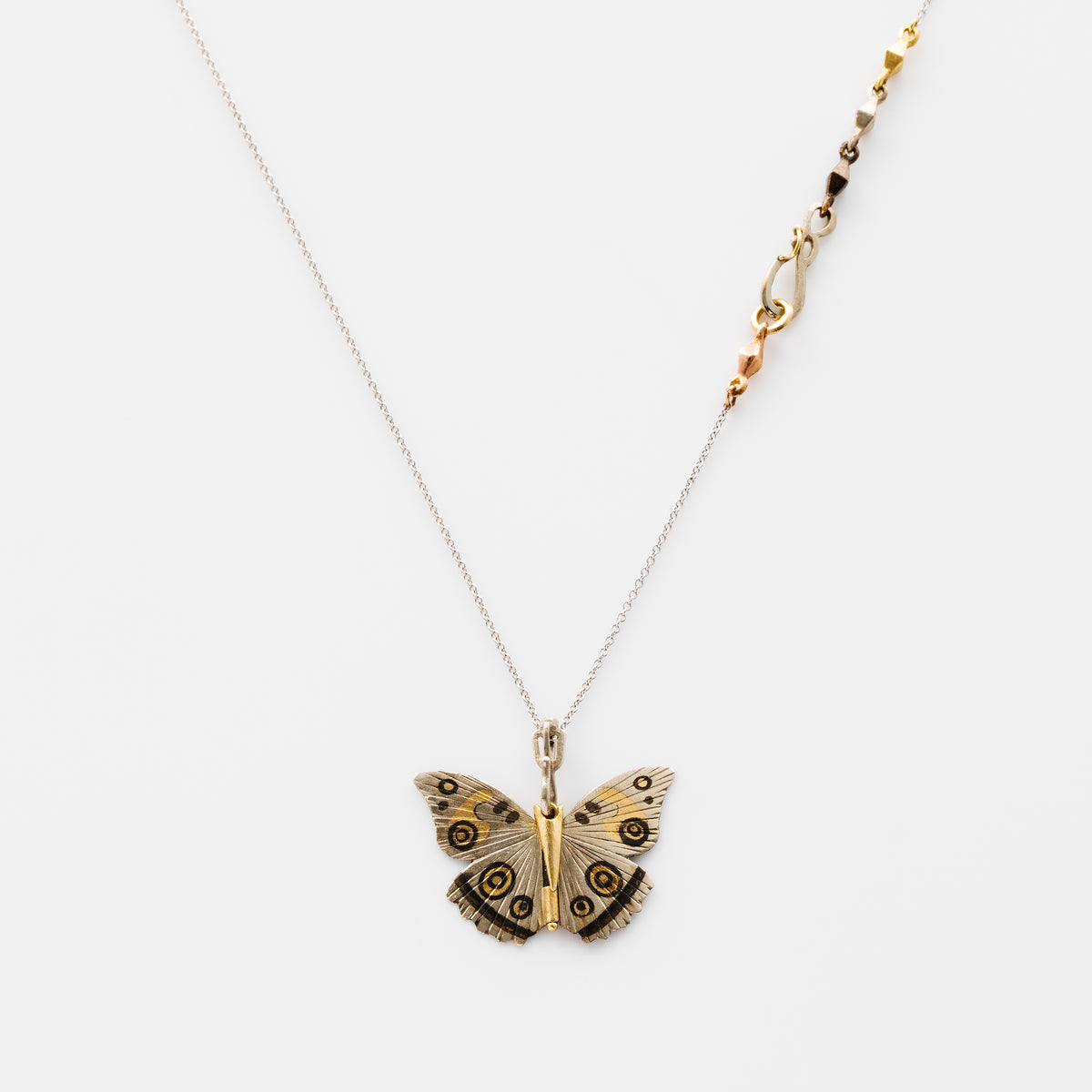 Necklaces – JAMES BANKS